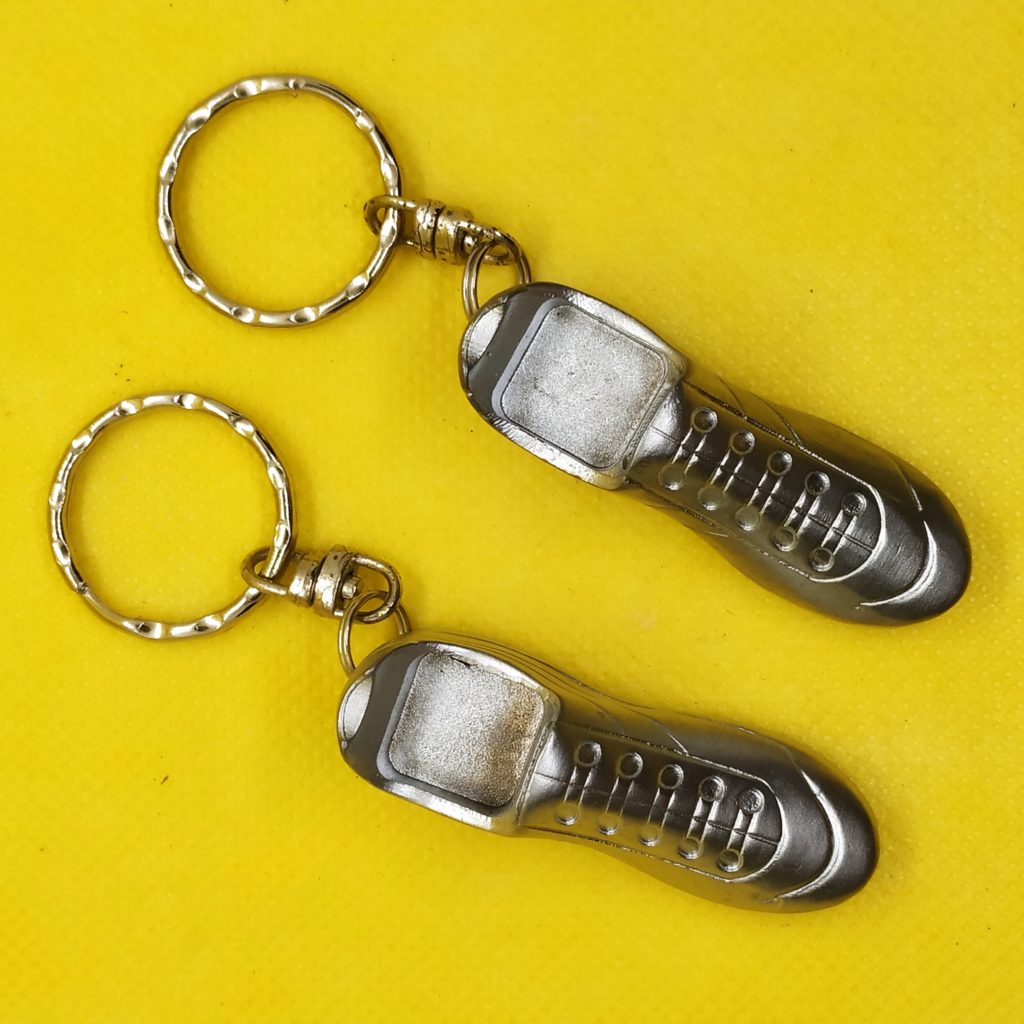 Football Keychains – 2 Pcs – KNIVESINDIA